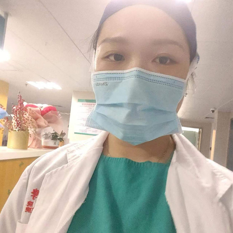 Balancing motherhood and studying abroad / 2024 / Student Highlights ...