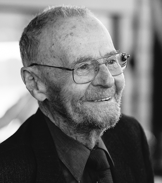 Pharmacy community band together to honour Duncan Cruickshank / May ...