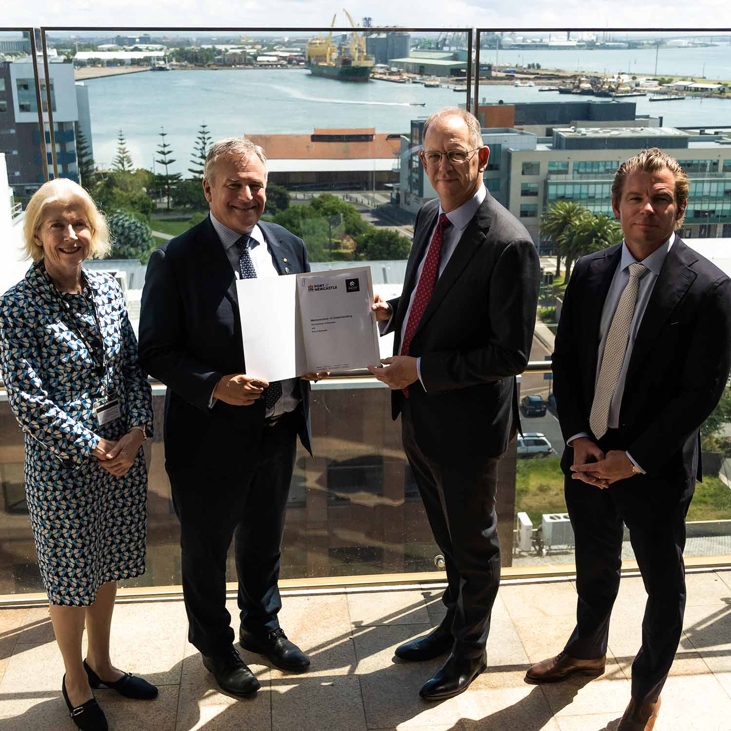 Professor Alex Zelinsky / Staff Profile / The University of Newcastle ...