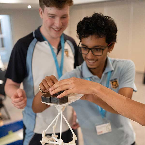 University of Newcastle and ARTC on track to boost STEM participation ...