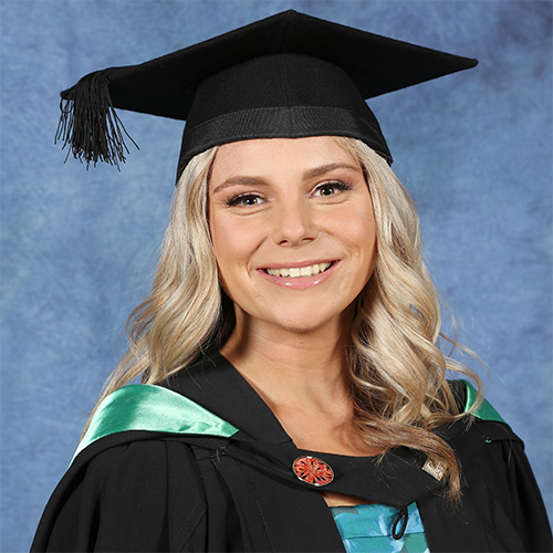 Grace Riley / 2023 / Student Highlights / Highlights / The University ...